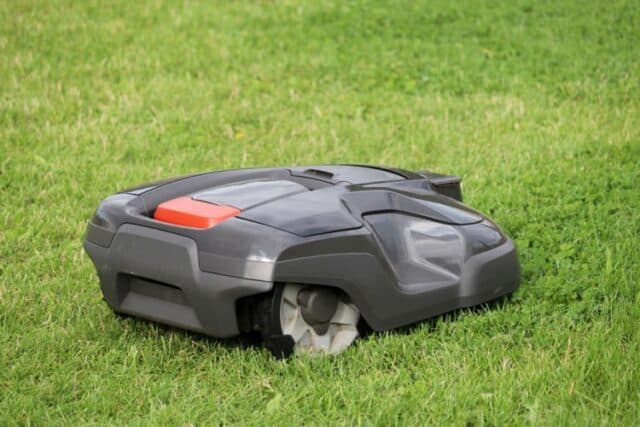 Best Robot Lawn Mowers for Small Gardens